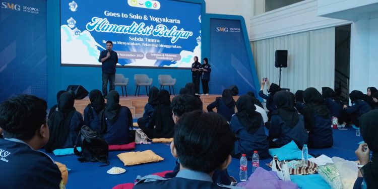 Mahasiswa FIB Unsoed Kunjungi Solopos, Bahas Disrupsi Media dan Masa ...